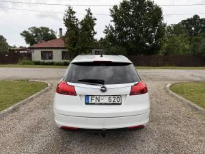 Белый Опель Инсигния 2010 в Вентспилс, объемом двигателя 2.00 л и пробегом 266 тыс. км за 3990 €, фото 8 на AUTOMOTO.COM.LV