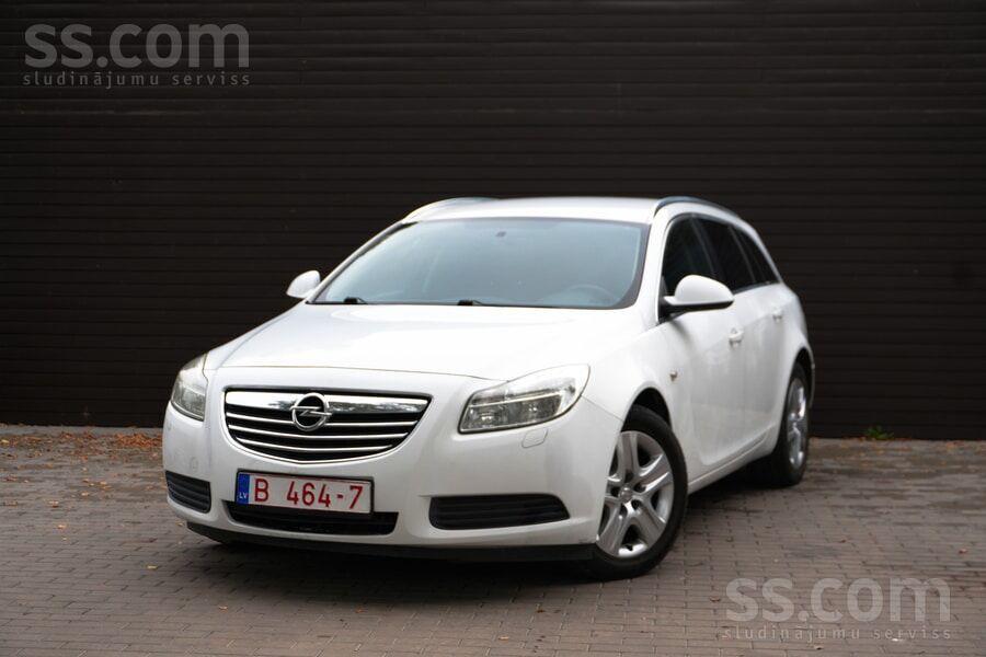 Balts Opel Insignia 2010 Rīga, ar dzinēja tilpumu 2.00 L un nobraukumu 289 tūkst. km par 3490 €, foto 1 vietnē AUTOMOTO.COM.LV