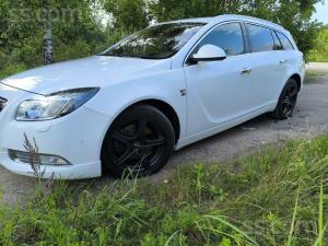 Белый Опель Инсигния 2011 в Даугавпилс, объемом двигателя 2.00 л и пробегом 302 тыс. км за 4750 €, фото 3 на AUTOMOTO.COM.LV