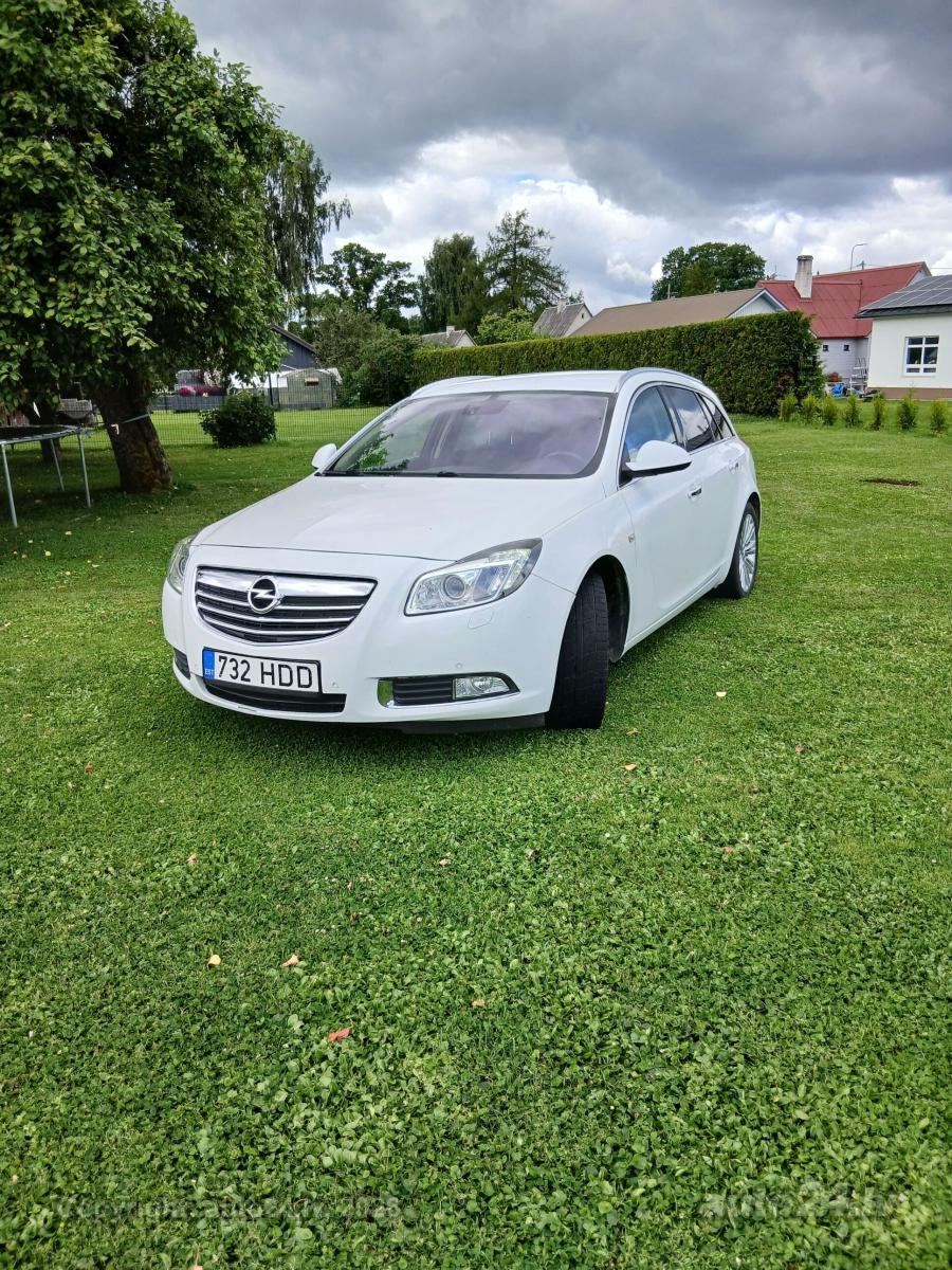 Balts Opel Insignia 2011 Tallina, ar dzinēja tilpumu 2.00 L un nobraukumu 273 tūkst. km par 4499 €, foto 3 vietnē AUTOMOTO.COM.LV