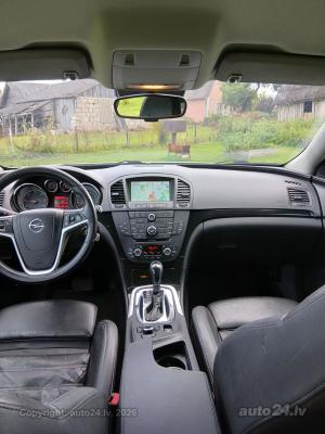 Balts Opel Insignia 2011 Tallina, ar dzinēja tilpumu 2.00 L un nobraukumu 273 tūkst. km par 4499 €, foto 8 vietnē AUTOMOTO.COM.LV