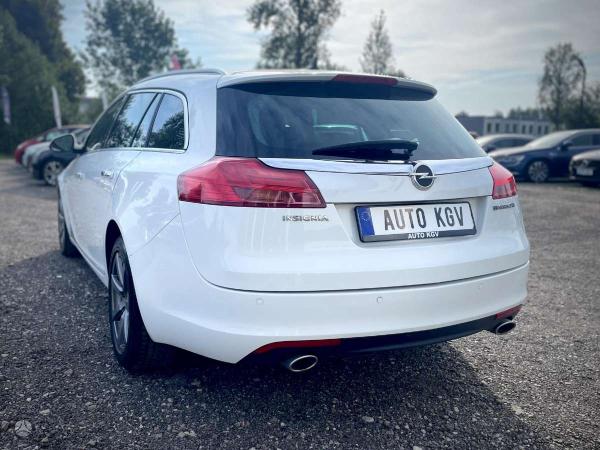 Balts Opel Insignia 2012 Viļņa, ar dzinēja tilpumu 2.00 L un nobraukumu 277 tūkst. km par 5999 €, foto 4 vietnē AUTOMOTO.COM.LV