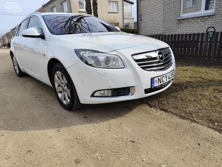 Balts Opel Insignia 2012 Telšiai, ar dzinēja tilpumu 2.00 L un nobraukumu 244 tūkst. km par 2000 €, foto 3 vietnē AUTOMOTO.COM.LV