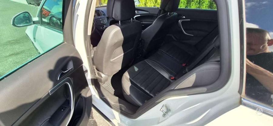 Balts Opel Insignia 2012 Viļņa, ar dzinēja tilpumu 1.96 L un nobraukumu 286 tūkst. km par 3000 €, foto 14 vietnē AUTOMOTO.COM.LV