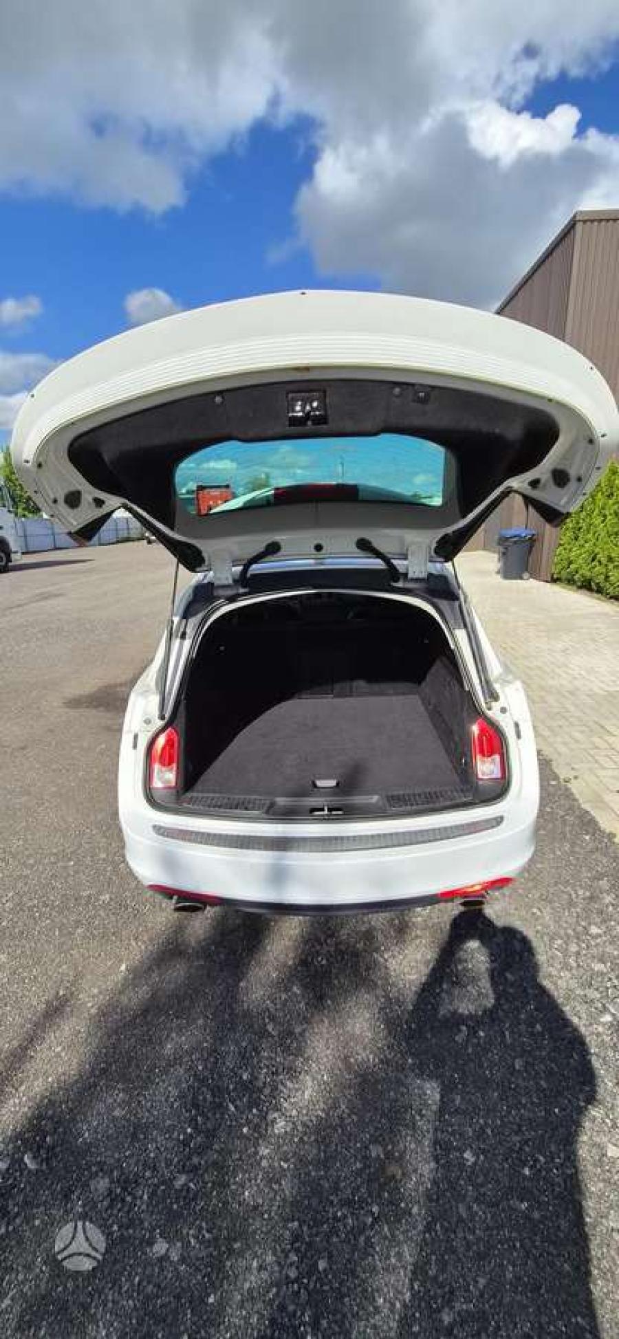 Balts Opel Insignia 2012 Viļņa, ar dzinēja tilpumu 1.96 L un nobraukumu 286 tūkst. km par 3000 €, foto 15 vietnē AUTOMOTO.COM.LV