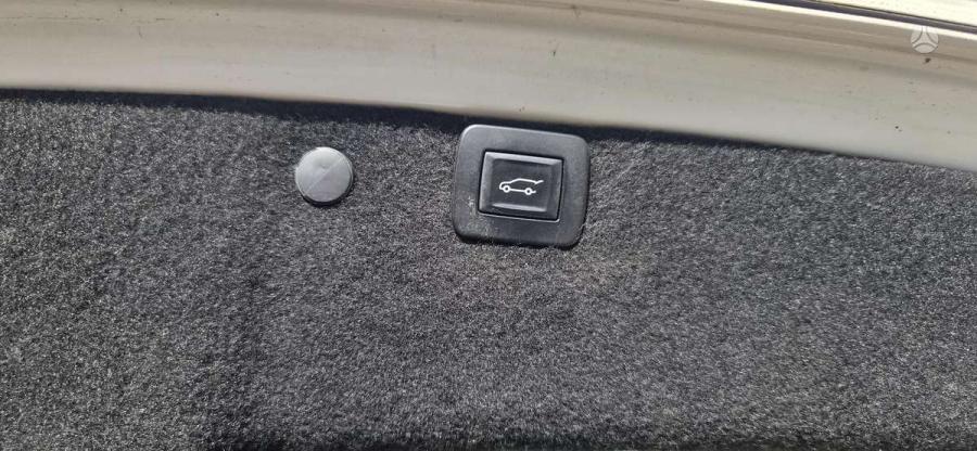 Balts Opel Insignia 2012 Viļņa, ar dzinēja tilpumu 1.96 L un nobraukumu 286 tūkst. km par 3000 €, foto 16 vietnē AUTOMOTO.COM.LV
