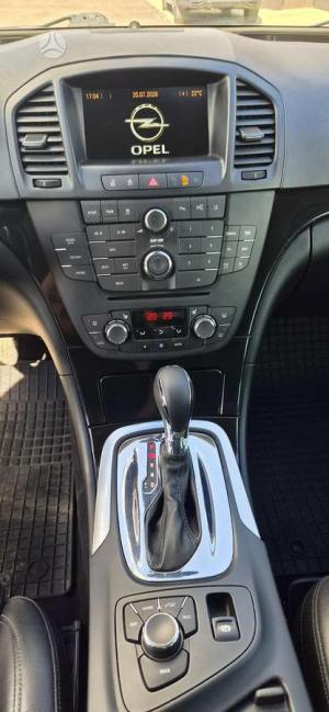 Balts Opel Insignia 2012 Viļņa, ar dzinēja tilpumu 1.96 L un nobraukumu 286 tūkst. km par 3000 €, foto 23 vietnē AUTOMOTO.COM.LV