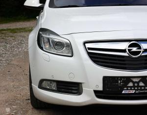 White Opel Insignia 2012 in Kretinga, with an engine capacity of 1.96 L and mileage of 287 thousand km for 4999 €, photo 4 on AUTOMOTO.COM.LV
