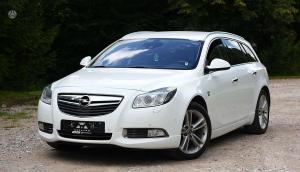 White Opel Insignia 2012 in Kretinga, with an engine capacity of 1.96 L and mileage of 287 thousand km for 4999 €, photo 7 on AUTOMOTO.COM.LV