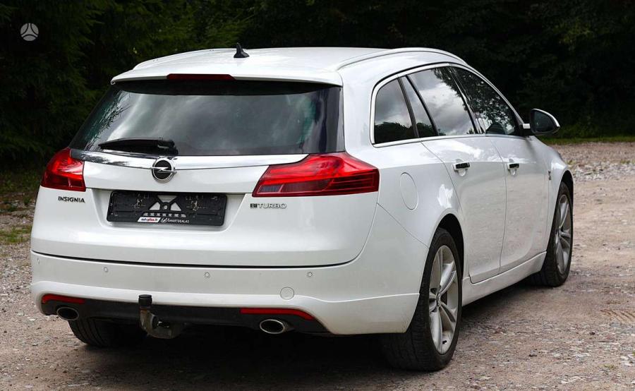 White Opel Insignia 2012 in Kretinga, with an engine capacity of 1.96 L and mileage of 287 thousand km for 4999 €, photo 21 on AUTOMOTO.COM.LV