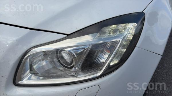Balts Opel Insignia 2012 Rīga, ar dzinēja tilpumu 2.00 L un nobraukumu 0 tūkst. km par 1790 €, foto 8 vietnē AUTOMOTO.COM.LV