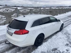 Balts Opel Insignia 2013 Klaipėda, ar dzinēja tilpumu 1.40 L un nobraukumu 300 tūkst. km par 2700 €, foto 2 vietnē AUTOMOTO.COM.LV