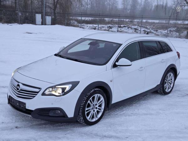White Opel Insignia 2013 in Marijampole, with an engine capacity of 1.96 L and mileage of 270 thousand km for 5200 €, photo 6 on AUTOMOTO.COM.LV