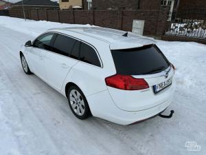 White Opel Insignia 2013 in Klaipeda, with an engine capacity of 1.40 L and mileage of 300 thousand km for 2350 €, photo 5 on AUTOMOTO.COM.LV
