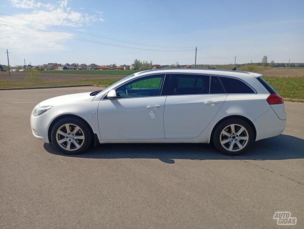 Balts Opel Insignia 2013 Viļņa, ar dzinēja tilpumu 2.00 L un nobraukumu 325 tūkst. km par 3300 €, foto 8 vietnē AUTOMOTO.COM.LV