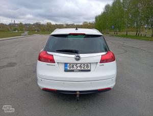 White Opel Insignia 2013 in Vilnius, with an engine capacity of 2.00 L and mileage of 325 thousand km for 3700 €, photo 7 on AUTOMOTO.COM.LV