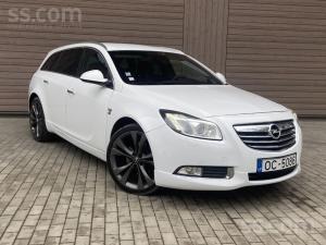 White Opel Insignia 2013 in Jelgava, with an engine capacity of 2.00 L and mileage of 0 thousand km for 4990 €, photo  on AUTOMOTO.COM.LV