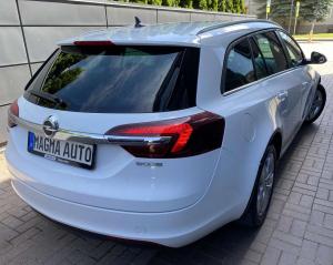 Balts Opel Insignia 2013 Marijampole, ar dzinēja tilpumu 1.96 L un nobraukumu 262 tūkst. km par 4999 €, foto 5 vietnē AUTOMOTO.COM.LV