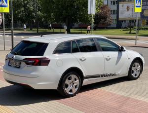 Balts Opel Insignia 2013 Marijampole, ar dzinēja tilpumu 1.96 L un nobraukumu 262 tūkst. km par 4999 €, foto 18 vietnē AUTOMOTO.COM.LV