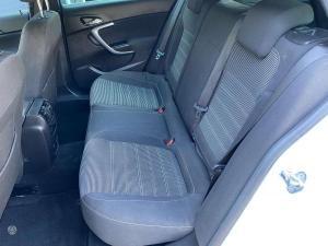 Balts Opel Insignia 2013 Marijampole, ar dzinēja tilpumu 1.96 L un nobraukumu 262 tūkst. km par 4999 €, foto 35 vietnē AUTOMOTO.COM.LV