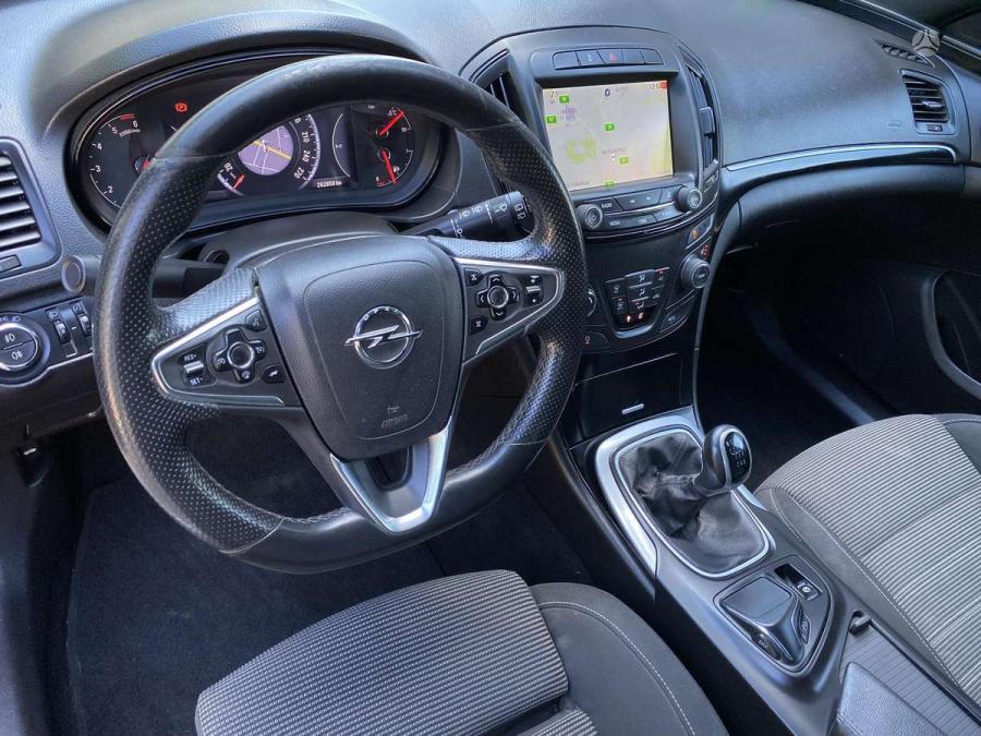 Balts Opel Insignia 2013 Marijampole, ar dzinēja tilpumu 1.96 L un nobraukumu 262 tūkst. km par 4950 €, foto 38 vietnē AUTOMOTO.COM.LV