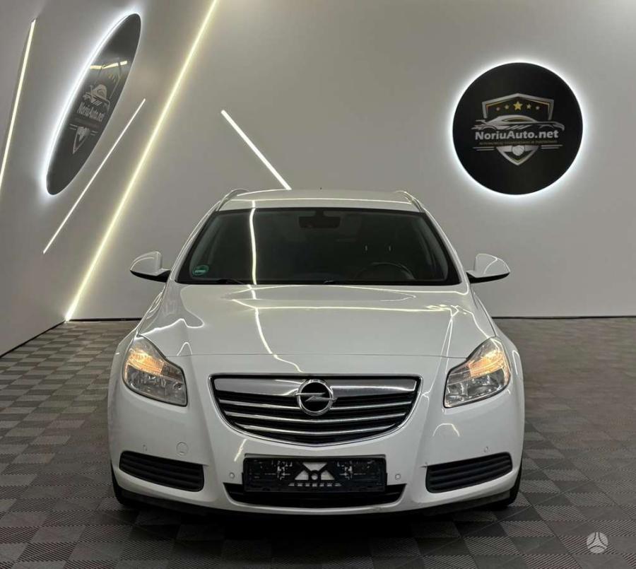 Balts Opel Insignia 2013 Marijampole, ar dzinēja tilpumu 1.96 L un nobraukumu 328 tūkst. km par 2750 €, foto 24 vietnē AUTOMOTO.COM.LV