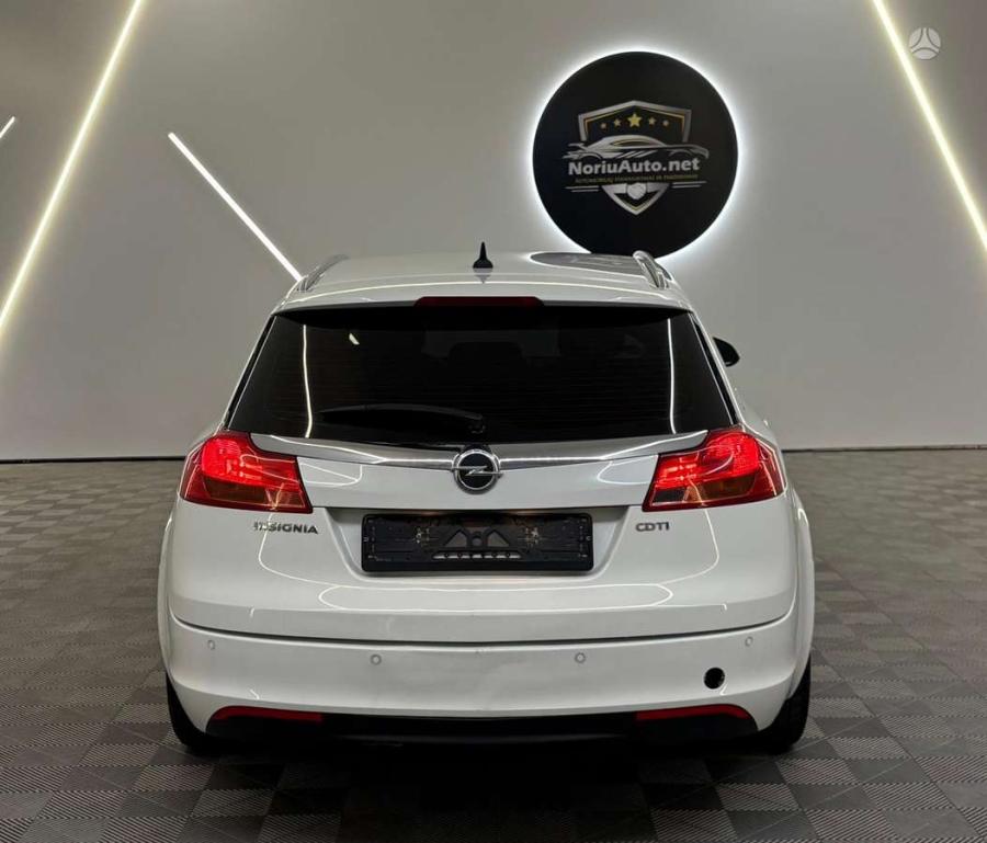 Balts Opel Insignia 2013 Marijampole, ar dzinēja tilpumu 1.96 L un nobraukumu 328 tūkst. km par 2750 €, foto 25 vietnē AUTOMOTO.COM.LV