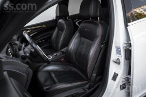 Balts Opel Insignia 2013 Rīga, ar dzinēja tilpumu 2.00 L un nobraukumu 268 tūkst. km par 5490 €, foto 10 vietnē AUTOMOTO.COM.LV