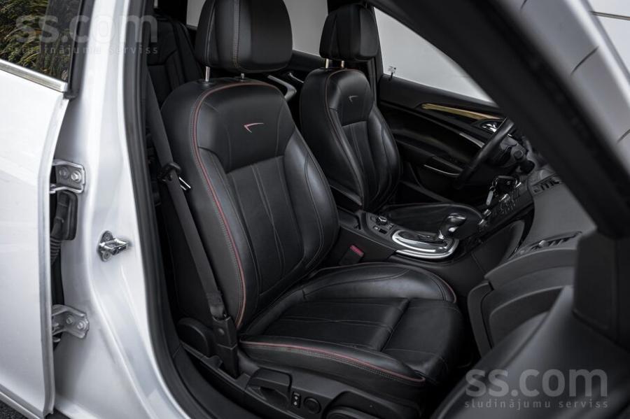 Balts Opel Insignia 2013 Rīga, ar dzinēja tilpumu 2.00 L un nobraukumu 268 tūkst. km par 5490 €, foto 12 vietnē AUTOMOTO.COM.LV