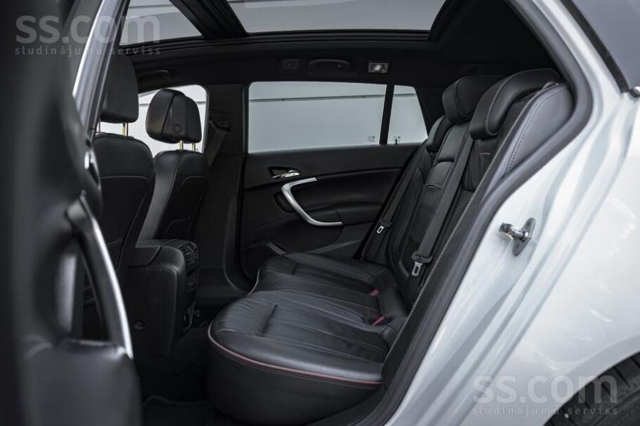 Balts Opel Insignia 2013 Rīga, ar dzinēja tilpumu 2.00 L un nobraukumu 268 tūkst. km par 5490 €, foto 13 vietnē AUTOMOTO.COM.LV
