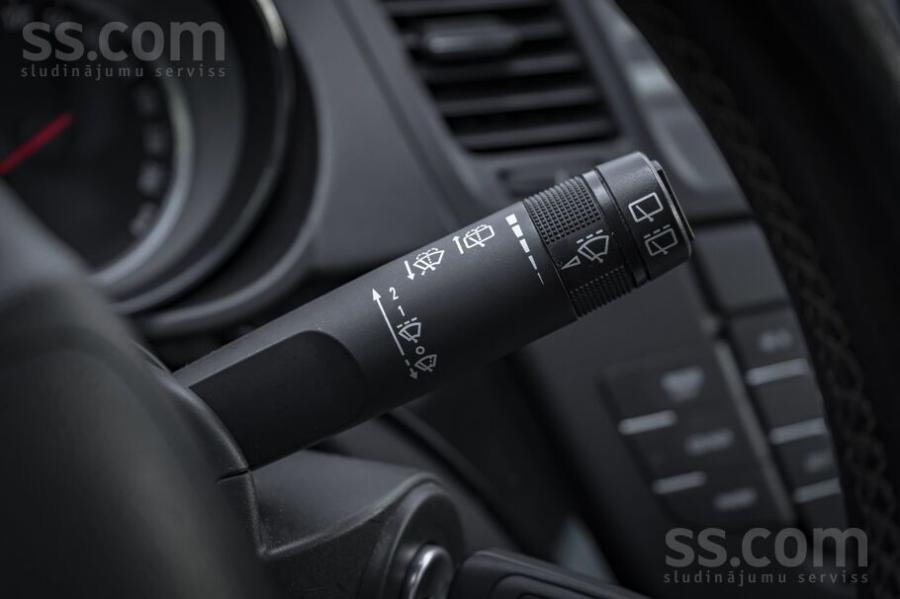 Balts Opel Insignia 2013 Rīga, ar dzinēja tilpumu 2.00 L un nobraukumu 268 tūkst. km par 5490 €, foto 22 vietnē AUTOMOTO.COM.LV