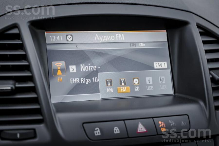 Balts Opel Insignia 2013 Rīga, ar dzinēja tilpumu 2.00 L un nobraukumu 268 tūkst. km par 5490 €, foto 27 vietnē AUTOMOTO.COM.LV