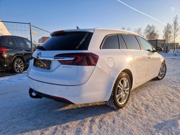Balts Opel Insignia 2014 Marijampole, ar dzinēja tilpumu 1.96 L un nobraukumu 269 tūkst. km par 4990 €, foto 8 vietnē AUTOMOTO.COM.LV