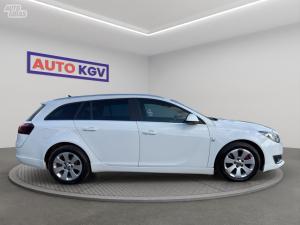 White Opel Insignia 2014 in Vilnius, with an engine capacity of 2.00 L and mileage of 251 thousand km for 7499 €, photo 7 on AUTOMOTO.COM.LV