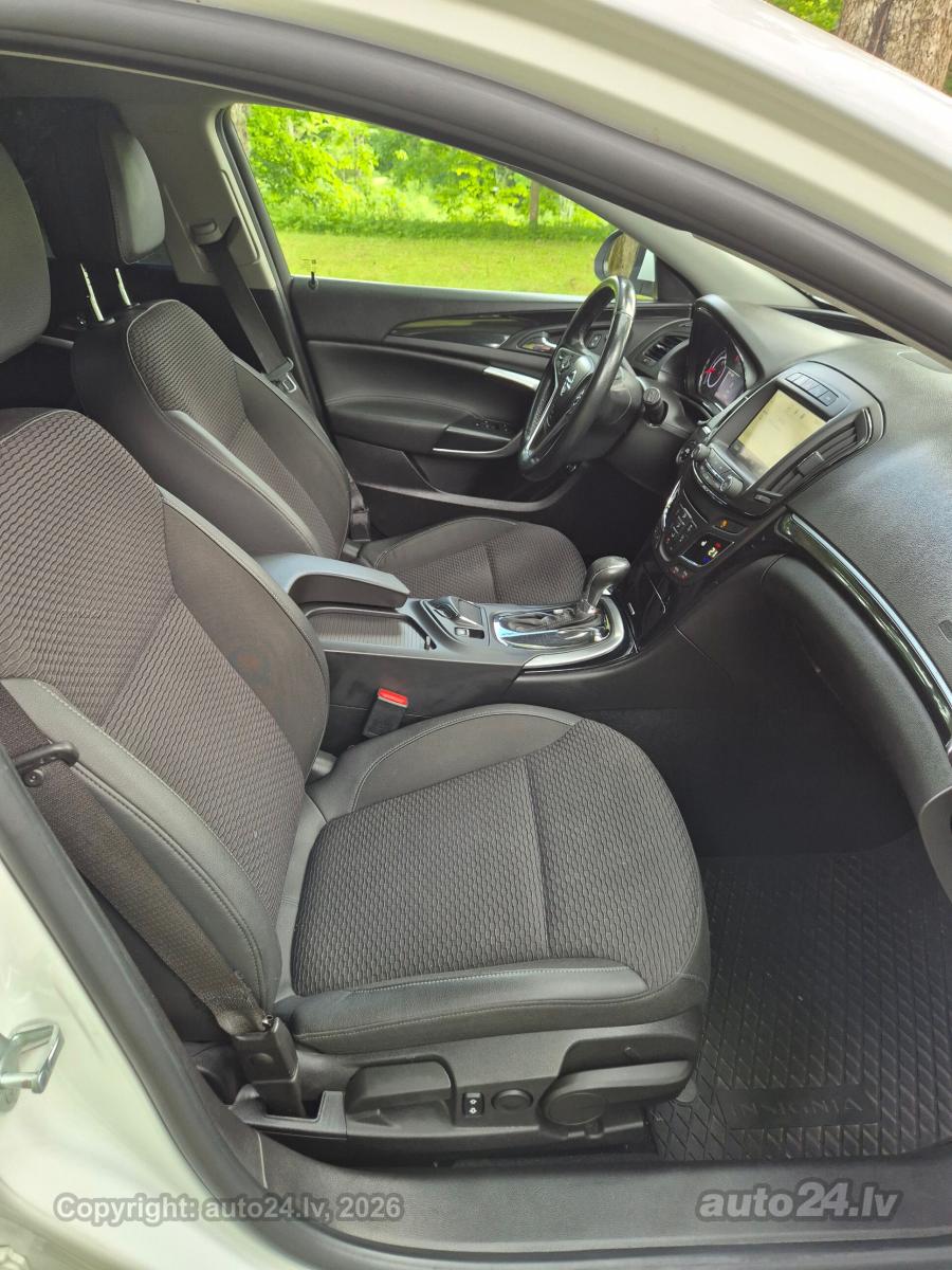 Balts Opel Insignia 2014 Tallina, ar dzinēja tilpumu 2.00 L un nobraukumu 239 tūkst. km par 6900 €, foto 12 vietnē AUTOMOTO.COM.LV