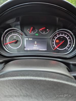 Balts Opel Insignia 2014 Tallina, ar dzinēja tilpumu 2.00 L un nobraukumu 239 tūkst. km par 6900 €, foto 14 vietnē AUTOMOTO.COM.LV