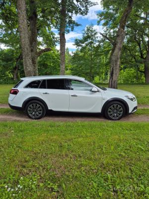Balts Opel Insignia 2014 Tallina, ar dzinēja tilpumu 2.00 L un nobraukumu 239 tūkst. km par 6900 €, foto 17 vietnē AUTOMOTO.COM.LV