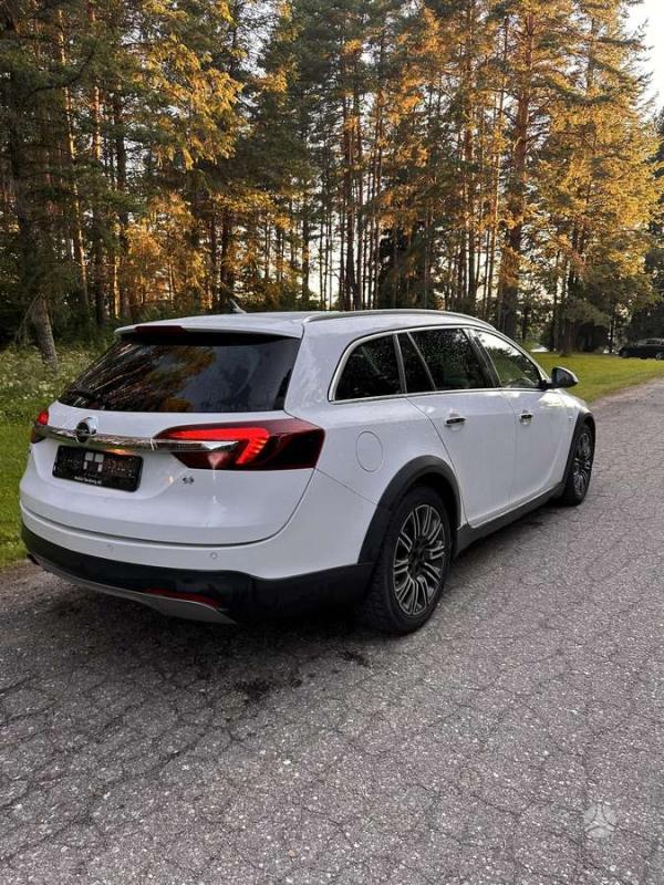 Balts Opel Insignia 2014 Viļņa, ar dzinēja tilpumu 2.00 L un nobraukumu 290 tūkst. km par 2900 €, foto 3 vietnē AUTOMOTO.COM.LV