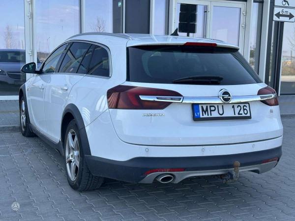Balts Opel Insignia 2014 Viļņa, ar dzinēja tilpumu 1.96 L un nobraukumu 317 tūkst. km par 4500 €, foto 4 vietnē AUTOMOTO.COM.LV
