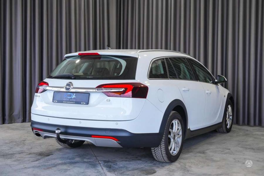 Balts Opel Insignia 2014 Marijampole, ar dzinēja tilpumu 1.96 L un nobraukumu 218 tūkst. km par 5450 €, foto 13 vietnē AUTOMOTO.COM.LV