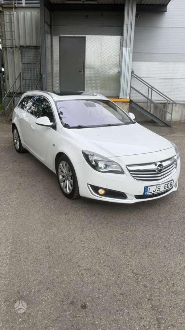 Balts Opel Insignia 2014 Viļņa, ar dzinēja tilpumu 1.96 L un nobraukumu 250 tūkst. km par 5700 €, foto 1 vietnē AUTOMOTO.COM.LV