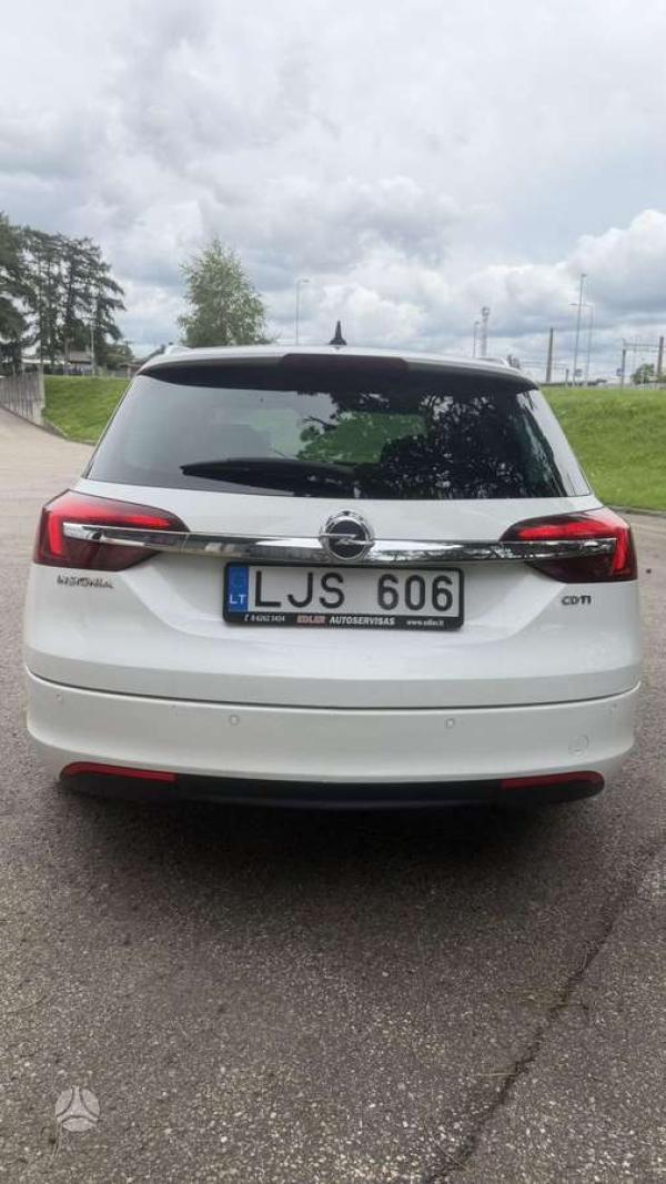 Balts Opel Insignia 2014 Viļņa, ar dzinēja tilpumu 1.96 L un nobraukumu 250 tūkst. km par 5700 €, foto 5 vietnē AUTOMOTO.COM.LV