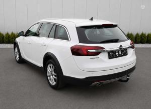 White Opel Insignia 2014 in Marijampole, with an engine capacity of 1.96 L and mileage of 219 thousand km for 4950 €, photo 4 on AUTOMOTO.COM.LV