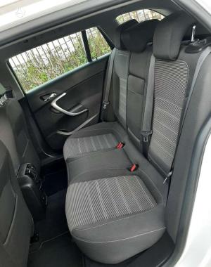 White Opel Insignia 2014 in Marijampole, with an engine capacity of 1.96 L and mileage of 219 thousand km for 4950 €, photo 10 on AUTOMOTO.COM.LV