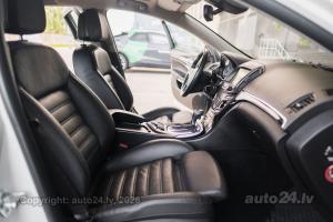 White Opel Insignia 2014 in Tallinn, with an engine capacity of 2.00 L and mileage of 221 thousand km for 5990 €, photo 12 on AUTOMOTO.COM.LV