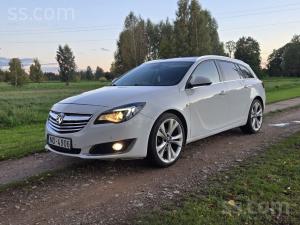 White Opel Insignia 2014 in Kuldiga, with an engine capacity of 2.00 L and mileage of 349 thousand km for 4200 €, photo  on AUTOMOTO.COM.LV