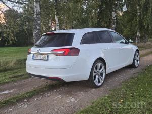 Balts Opel Insignia 2014 Kuldīga, ar dzinēja tilpumu 2.00 L un nobraukumu 349 tūkst. km par 4200 €, foto 4 vietnē AUTOMOTO.COM.LV