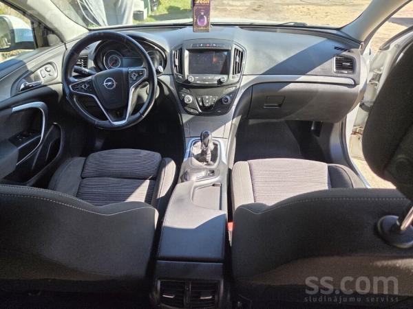 Balts Opel Insignia 2014 Jūrmala, ar dzinēja tilpumu 2.00 L un nobraukumu 412 tūkst. km par 3200 €, foto 6 vietnē AUTOMOTO.COM.LV