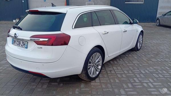 Balts Opel Insignia 2015 Tauragė, ar dzinēja tilpumu 1.96 L un nobraukumu 240 tūkst. km par 5200 €, foto 4 vietnē AUTOMOTO.COM.LV
