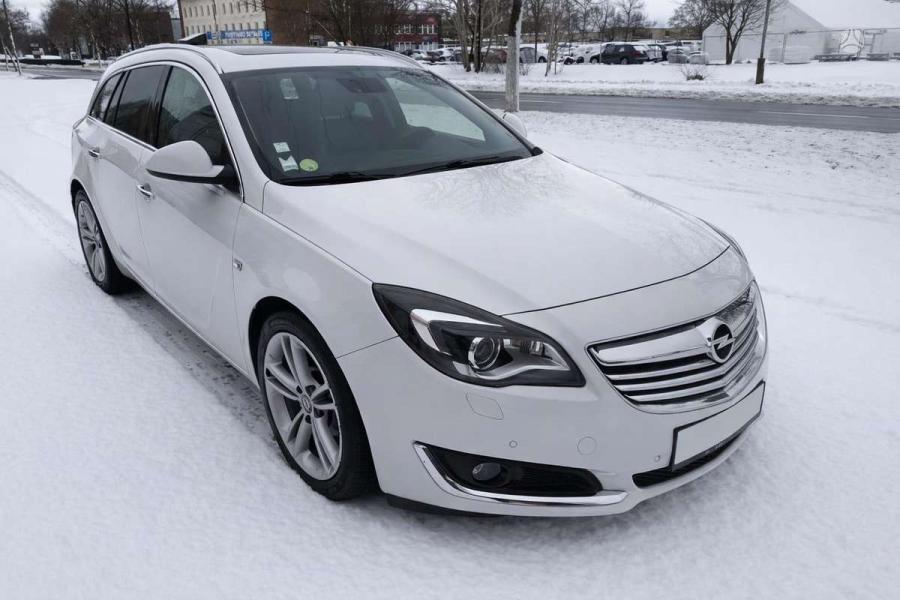 Balts Opel Insignia 2015 Šauļi, ar dzinēja tilpumu 2.00 L un nobraukumu 194 tūkst. km par 5450 €, foto 3 vietnē AUTOMOTO.COM.LV